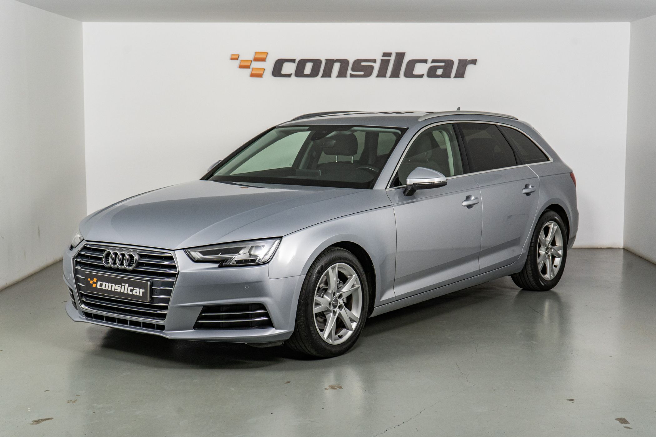 Audi A4 Avant 2.0 TDI Business Line Sport - Usado para venda em Sintra ...