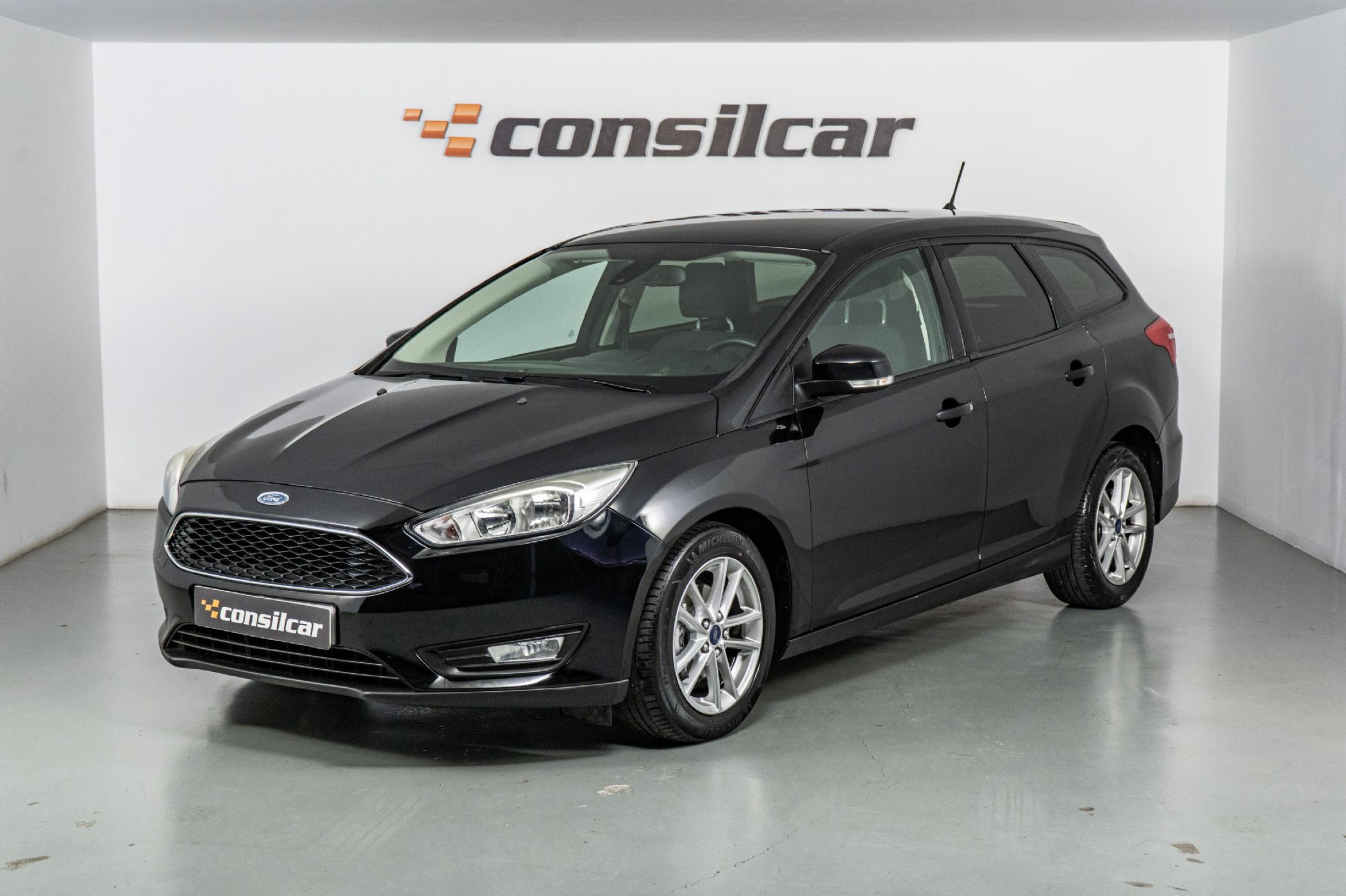 Ford Focus SW 1.0 SCTi Titanium - Usado para venda em Sintra, Lisboa
