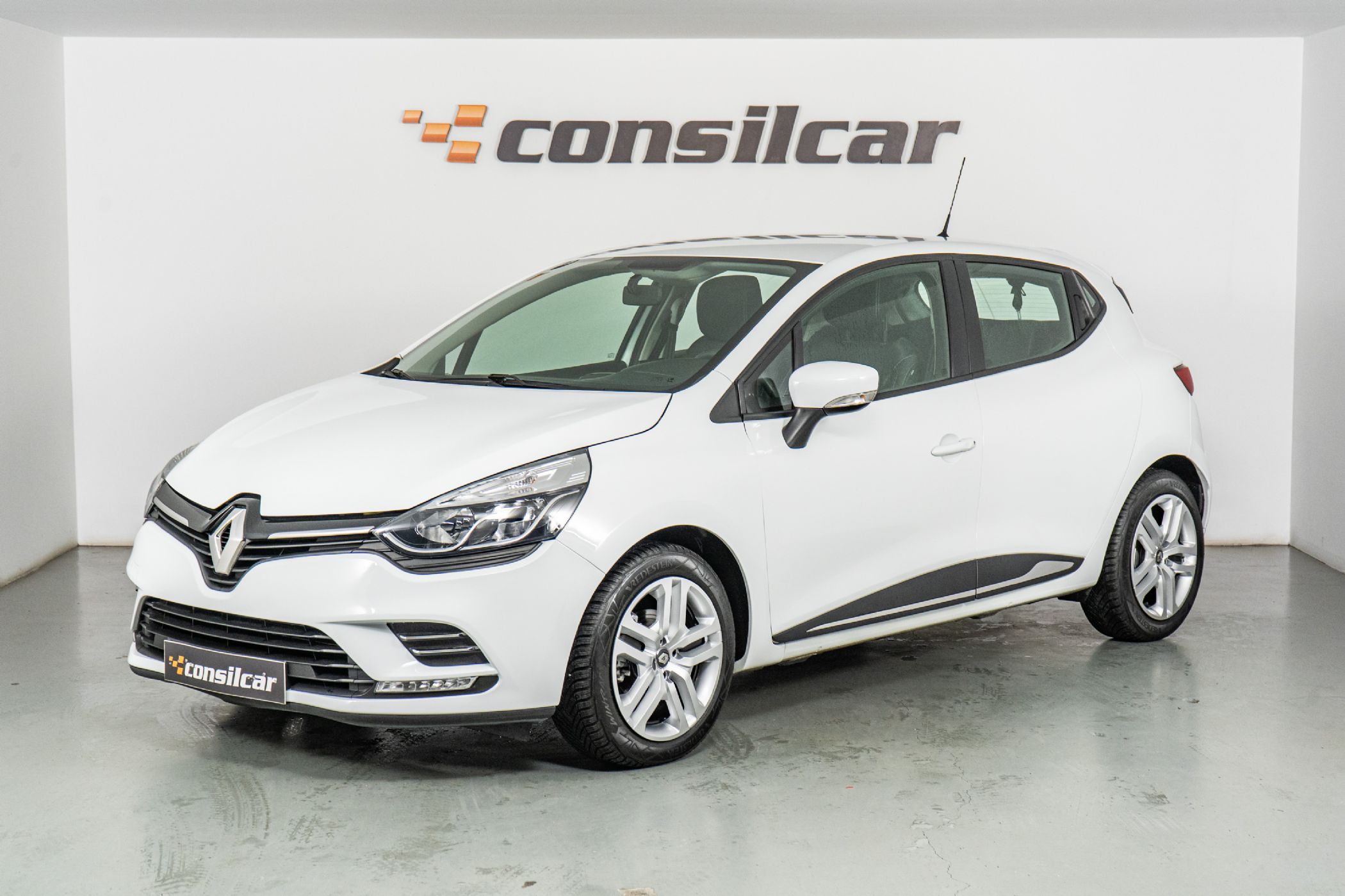 Renault Clio 0.9 TCe Zen - Usado para venda em Sintra, Lisboa