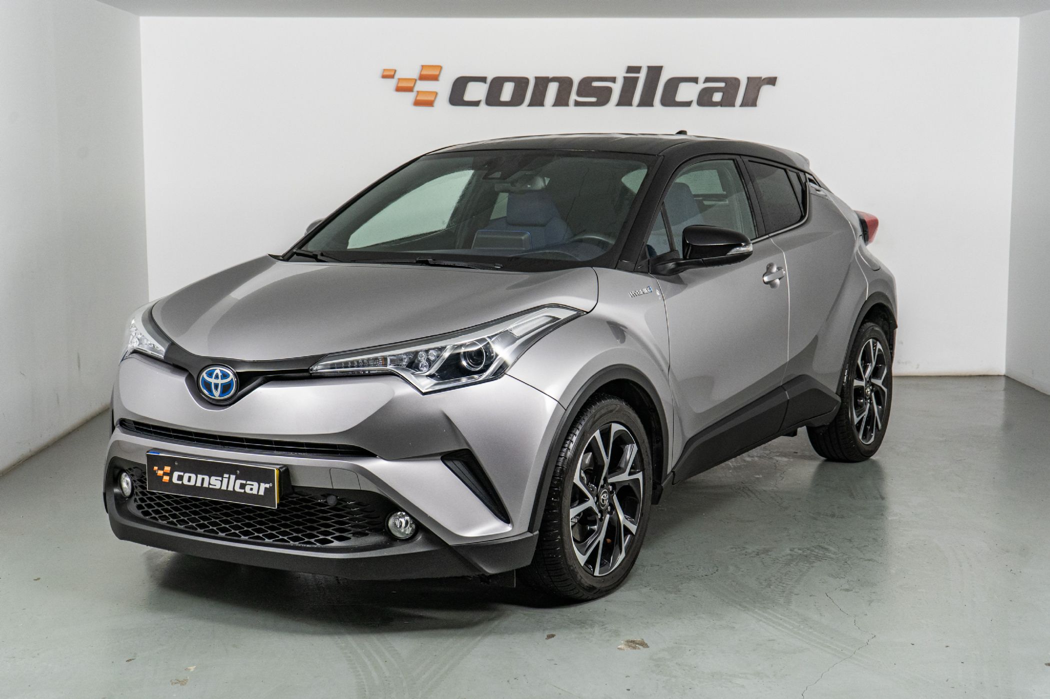 Toyota C-HR 1.8 HSD Comfort+P.Style - Usado para venda em Sintra, Lisboa