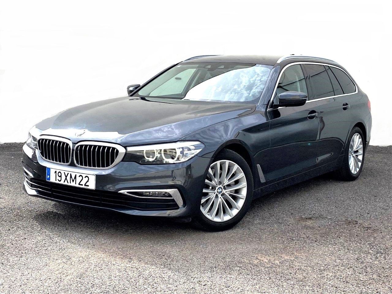 BMW 520 dA Touring Luxury 190cv - Usado para venda em Amadora