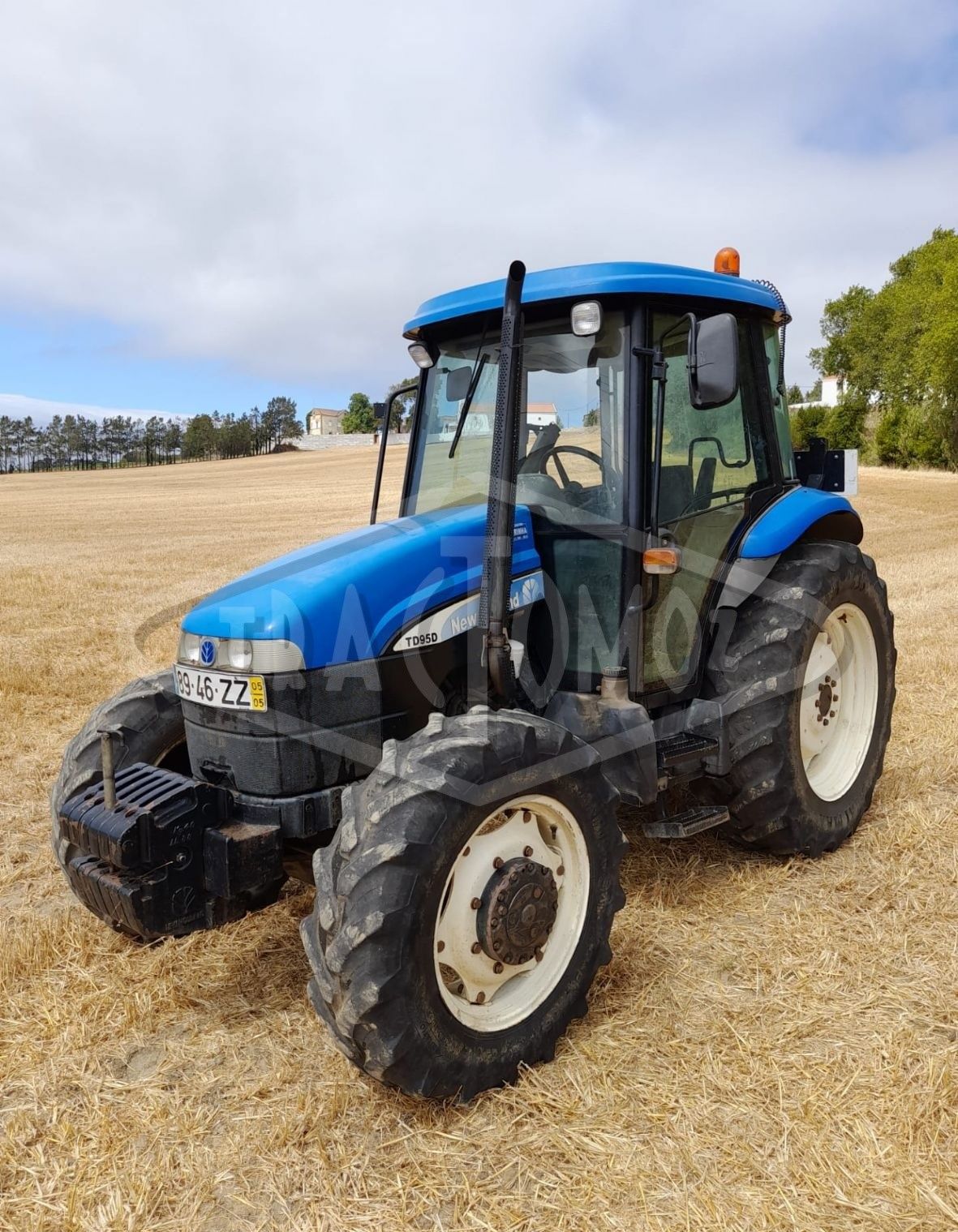 New Holland TD95D - Usado para venda em Estremoz