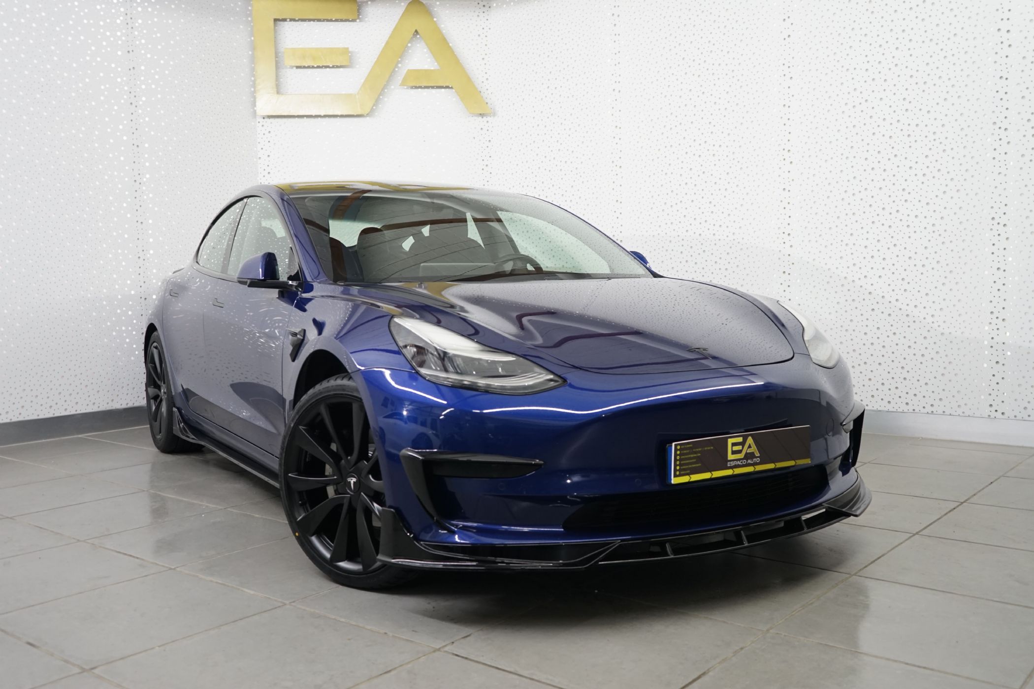 Tesla Model 3 Standard Range Plus RWD - Usado para venda em Espinho, Aveiro