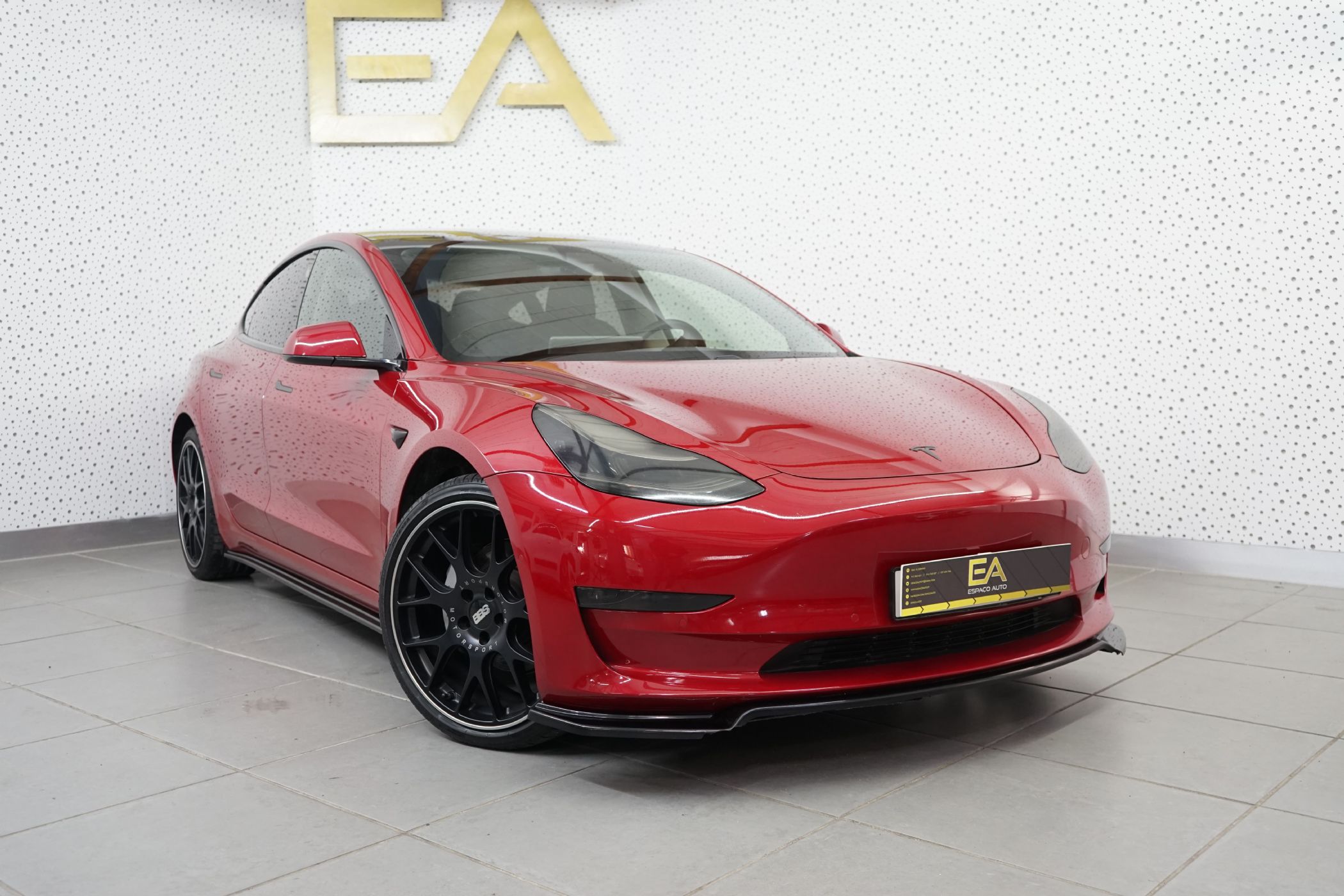 Tesla Model 3 Long-Range Dual Motor AWD - Usado para venda em Espinho ...