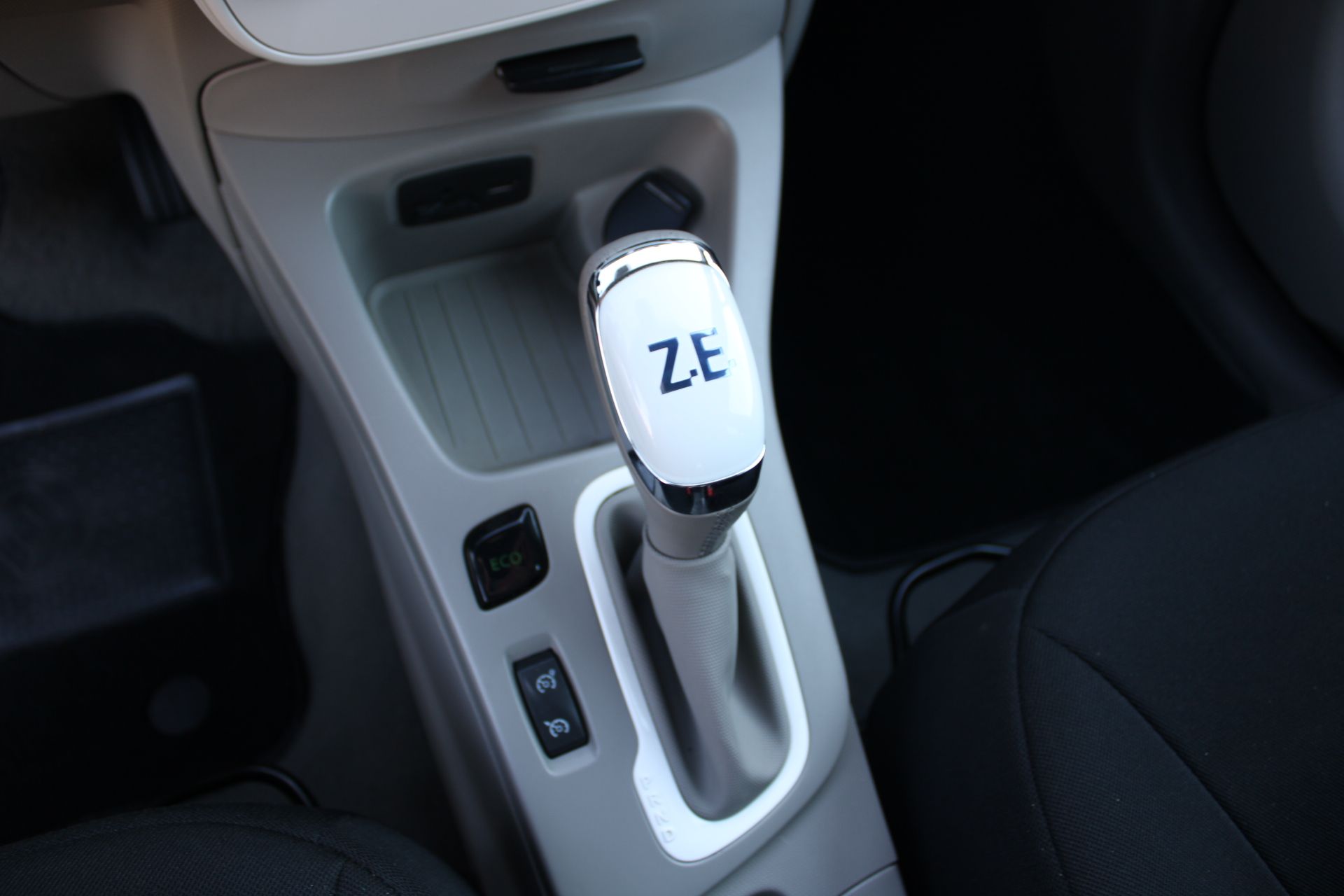 Renault Zoe Life 40 - Usado para venda em Odivelas e Lisboa