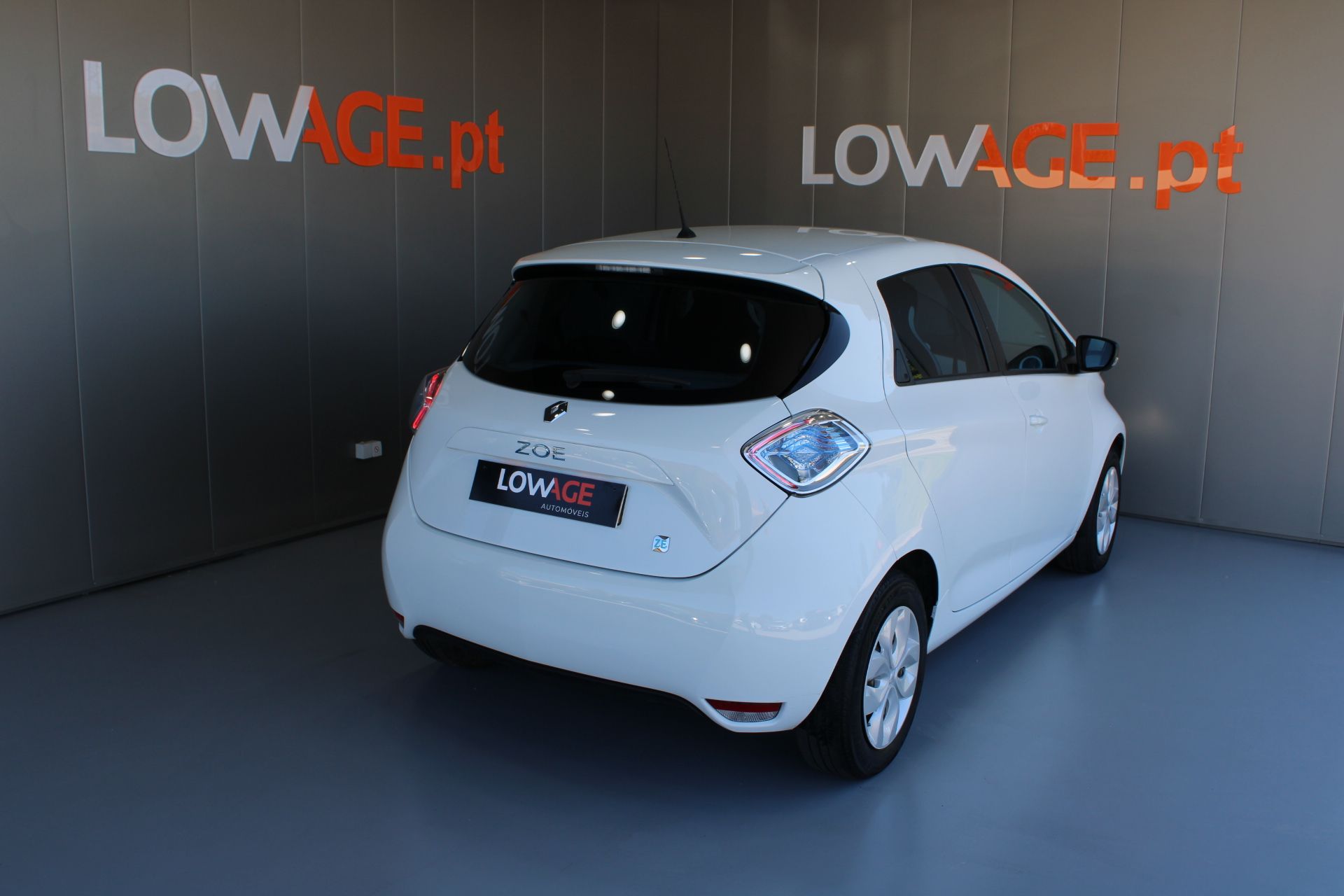 Renault Zoe Life 40 - Usado para venda em Guimarães e Lisboa