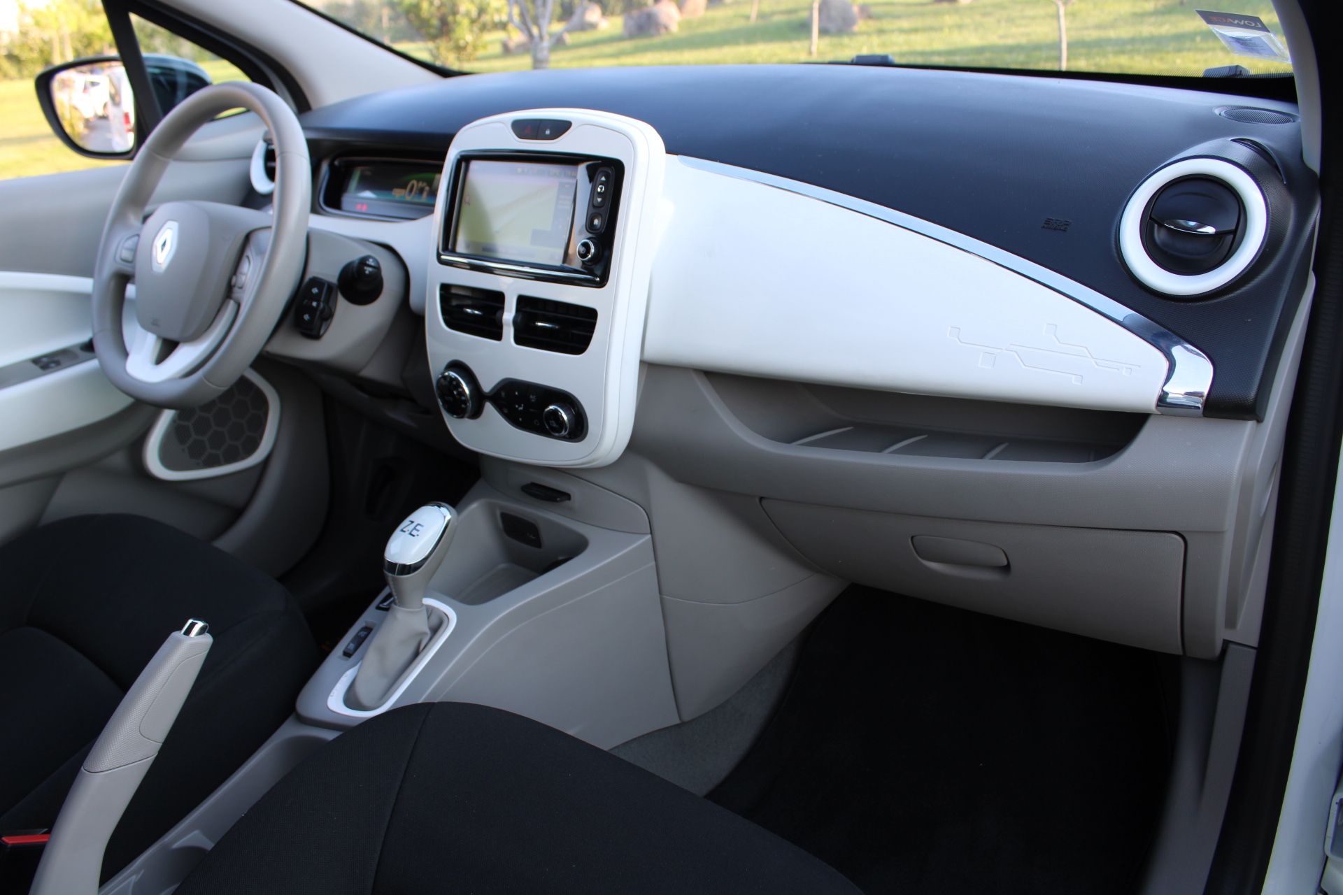 Renault Zoe Life 40 - Usado para venda em Odivelas e Lisboa